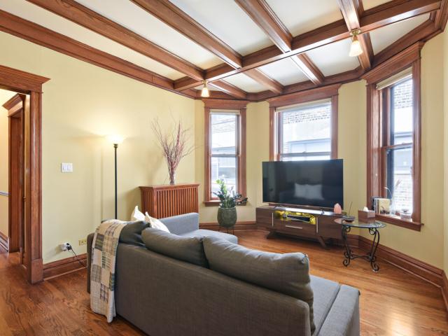 823 W Lakeside Place # 3E