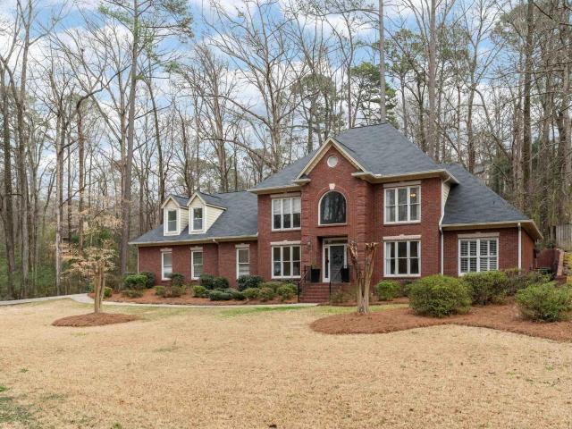 823 W Riverchase Parkway
