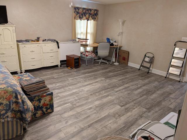 823 Woodcrest Loop