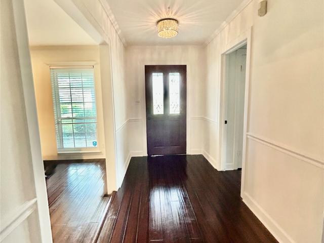 823 Wycliffe Drive