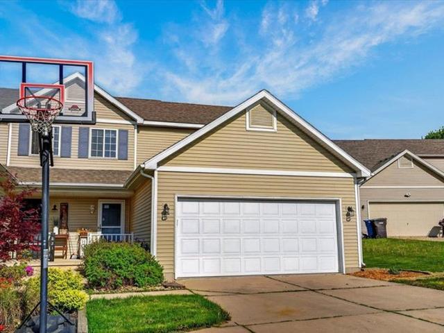 823 Vista Ridge Dr, Mount Horeb, WI 53572