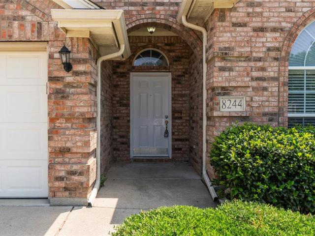 8244 Edgepoint Trail