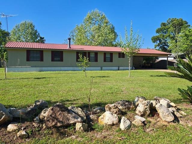 8244 Lake Carroll Dr, Donalsonville, GA 39845