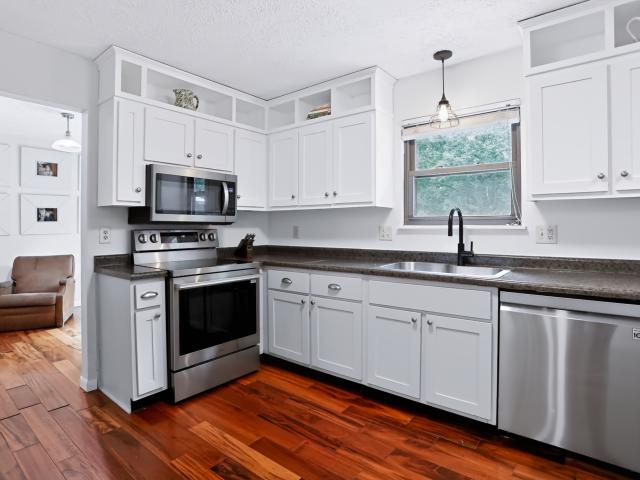 8245 Maple Leaf Court