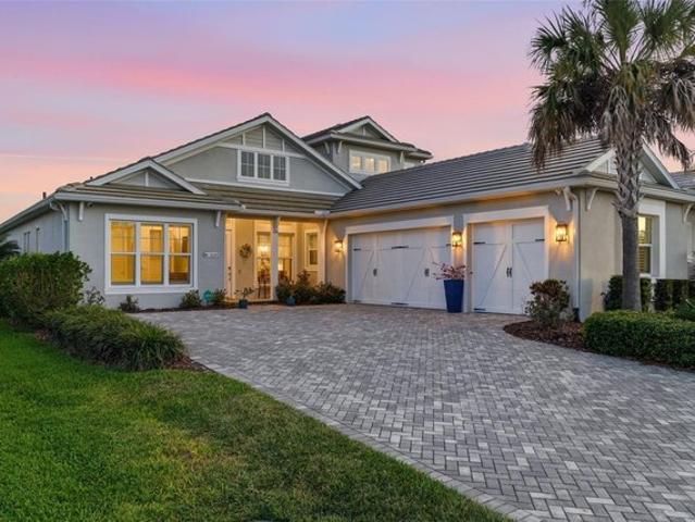 8245 Grande Shores Dr, Sarasota, FL 34240