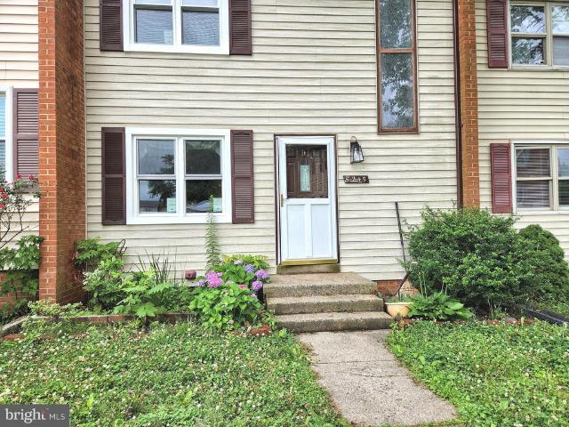 8245 Wycliffe Court