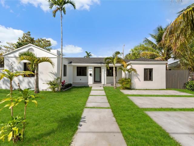 8246 NE 2nd Ct, Miami, FL 33138 | MLS #A11996