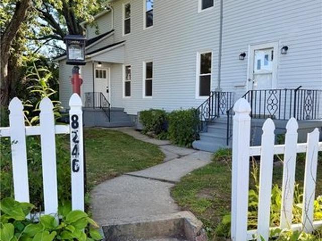 8246 W Columbia St, Masury, OH 44438