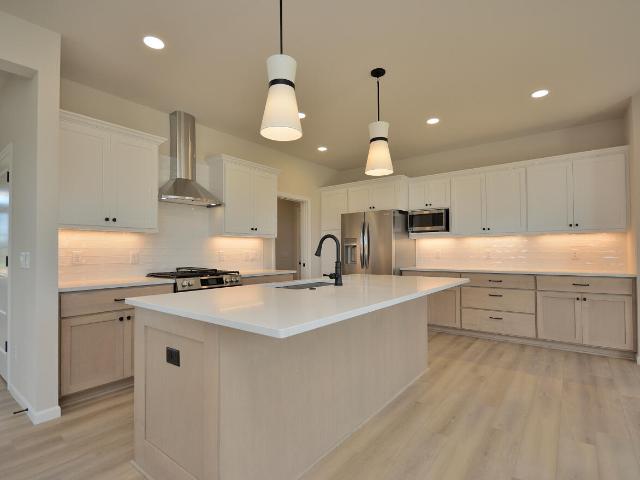 8246 W Bluebird Ct