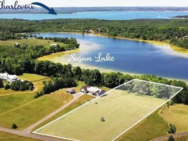 8247 Mulberry Ln Lot 17, Charlevoix, MI 49720