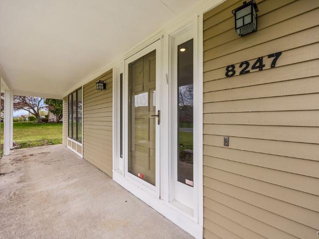 8247 Drinkwater Lane