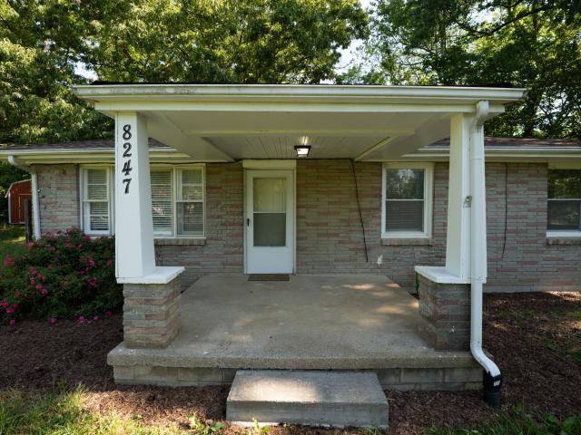 8247 Pinewood Rd