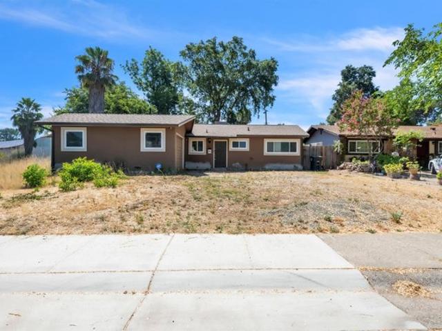 8248 Lichen Dr, Citrus Heights, CA 95621