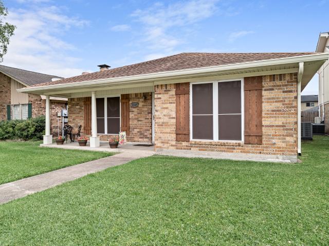 8249 Heartfield Ln