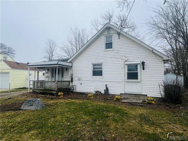 8249 Witkop Ave, Niagara Falls, NY 14304