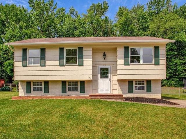 8240 Rupert Rd S, Millersville, MD 21108