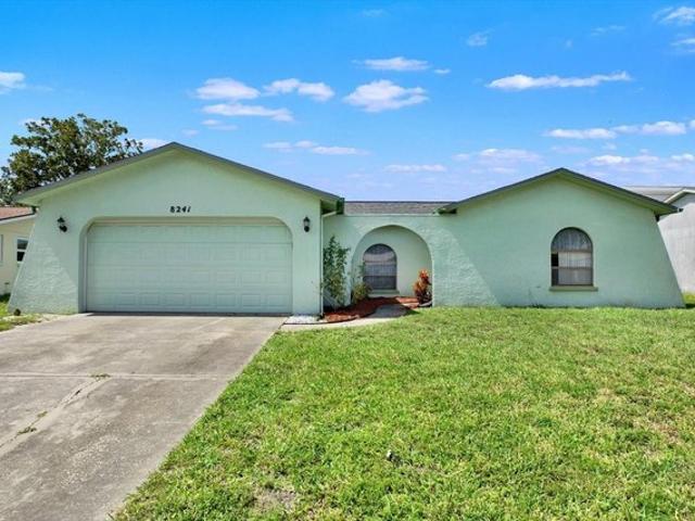 8241 Winthrop Dr, Port Richey, FL 34668