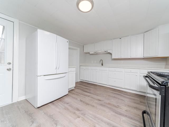 824 2nd Street