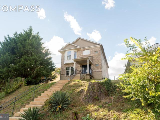 824 48th Pl NE BSMT, Washington, DC