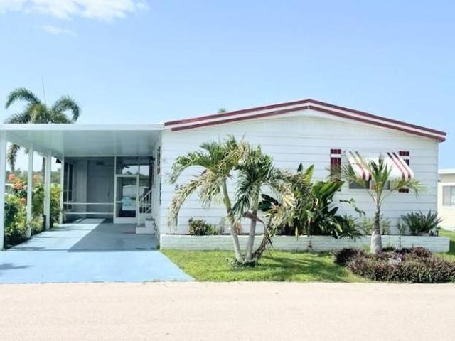 824 Calamondin Ct, North Fort Myers, FL 33917