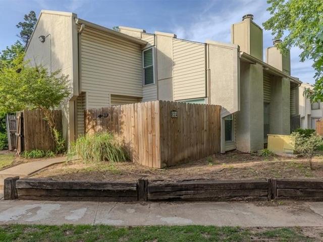 824 Cardinal Creek Blvd, Norman, OK 73072