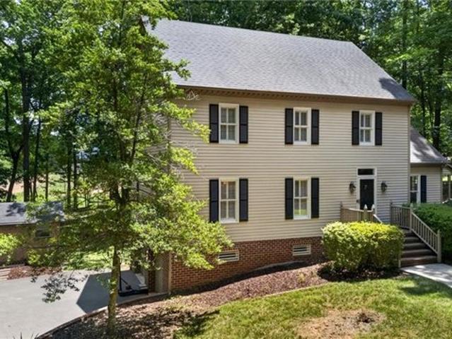 824 Cedar Creek Dr, Asheboro, NC 27205