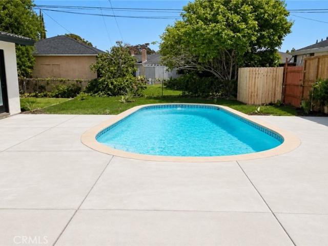 824 Abbot
