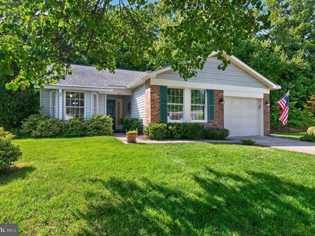 824 Boatswain Way, Annapolis, MD 21401