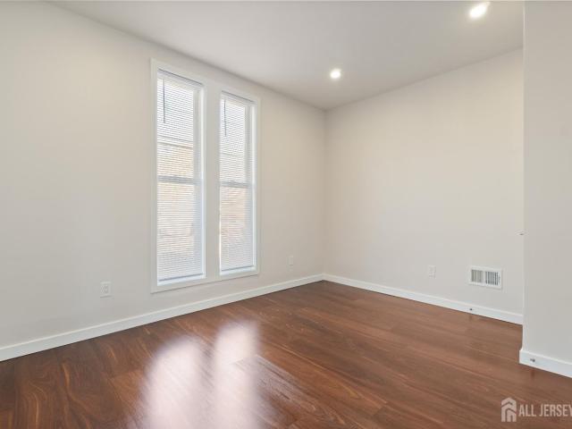 824 George Street 1stFl