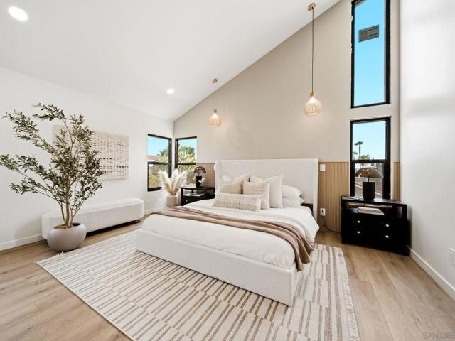 824 Glen Arbor