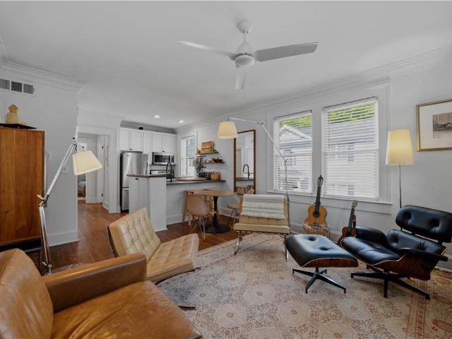 824 Greenwood Avenue NE 1