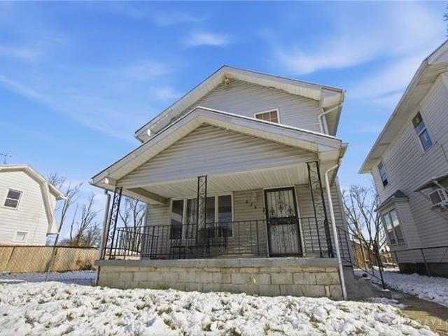 824 Dennison Ave, Dayton, OH 45417