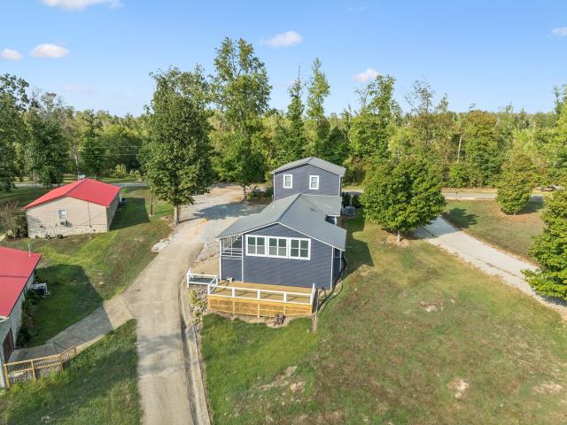 824 Driftwood Dr, Lobelville, TN 37097 | MLS #3171