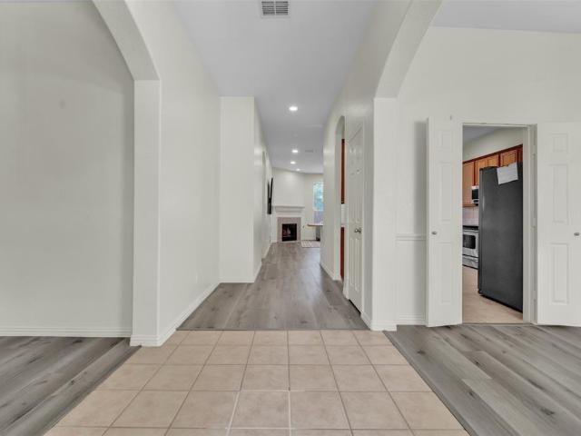 824 Duck Pond Dr