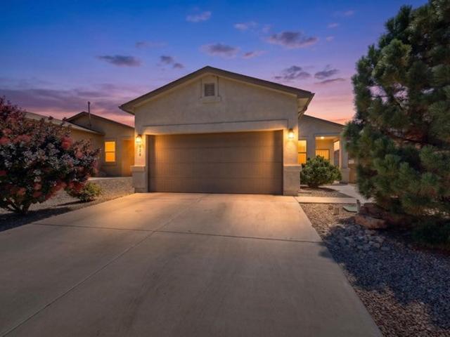 824 Ekarma Dr NW, Albuquerque, NM 87120