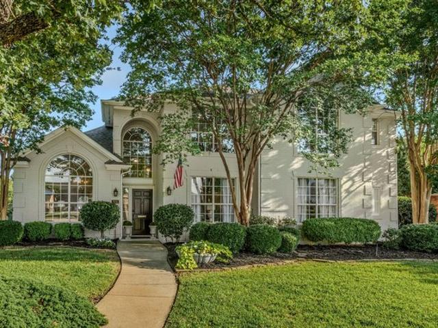 824 Forest Lakes Dr, Keller, TX 76248
