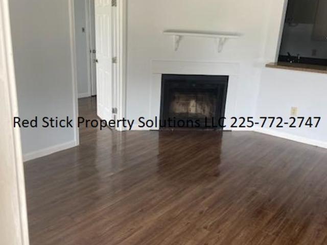 824 Hammond Manor Dr