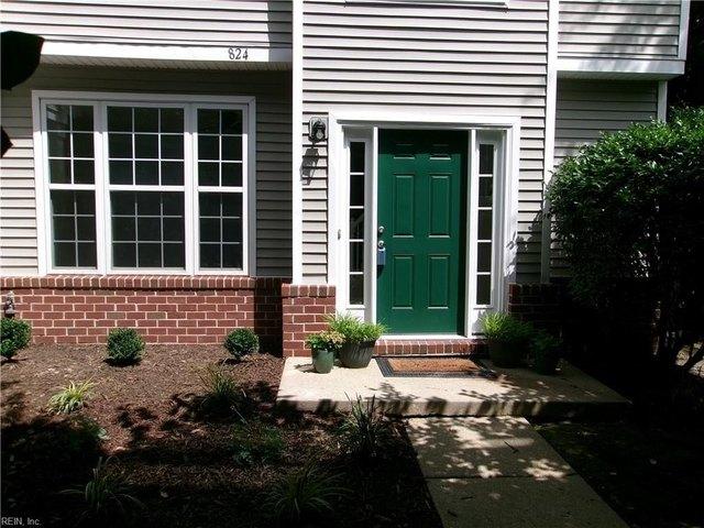 824 Oak Springs Ct, Newport News, VA 23602