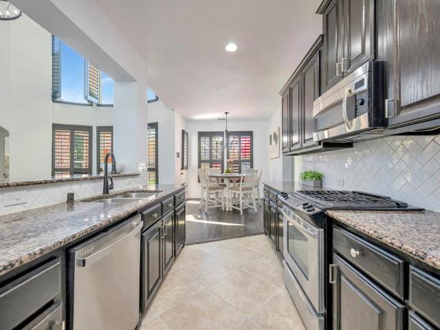 824 Oglethorpe Lane