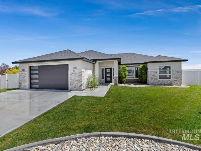 824 Owl Court