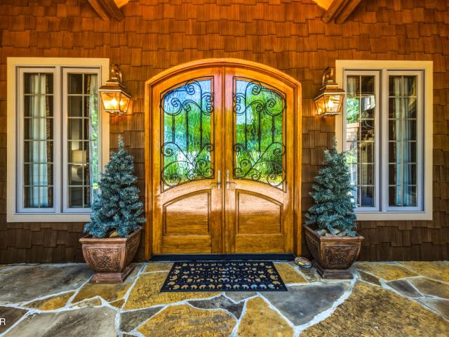 824 Laurel Top Way