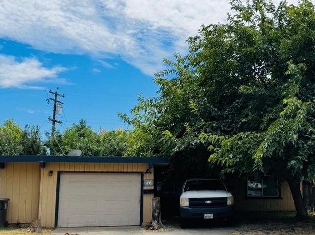 824 Lever Blvd, Stockton, CA 95206