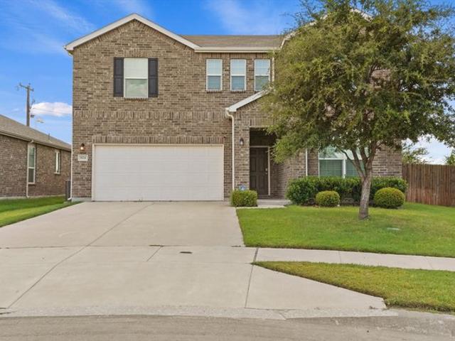 824 Lemongrass Ct, Fort Worth, TX 76131