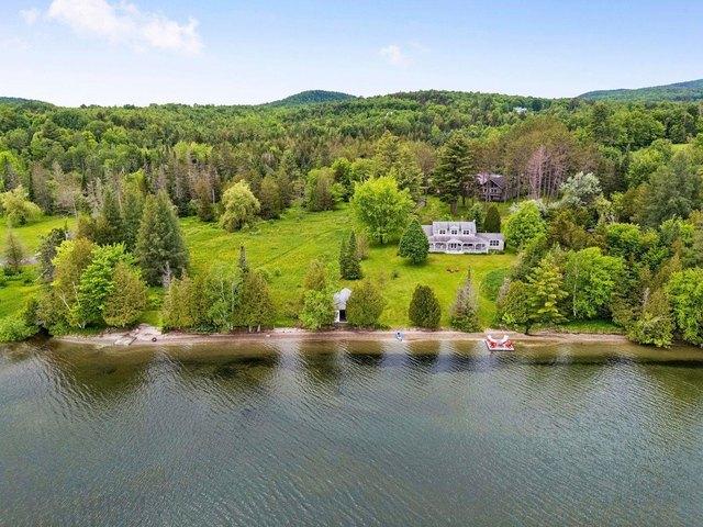 824 N Shore Rd, Greensboro, VT 05841