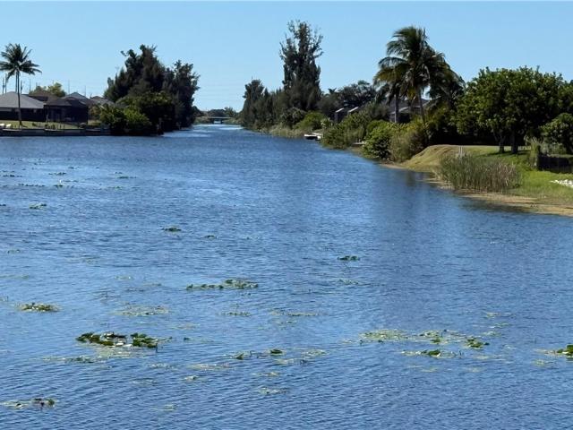 824 NE 6th Ave, Cape Coral, FL 33909 | MLS #2025017