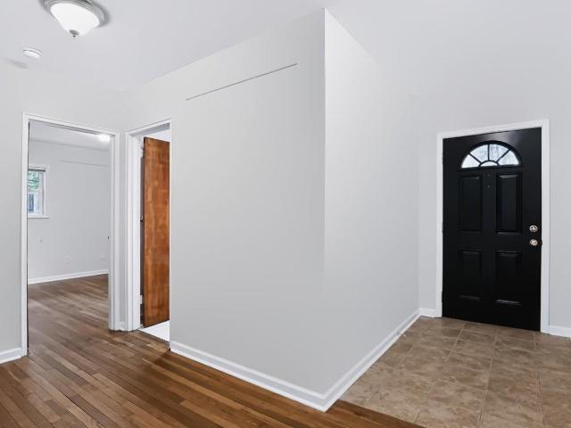 824 S Eastside Drive