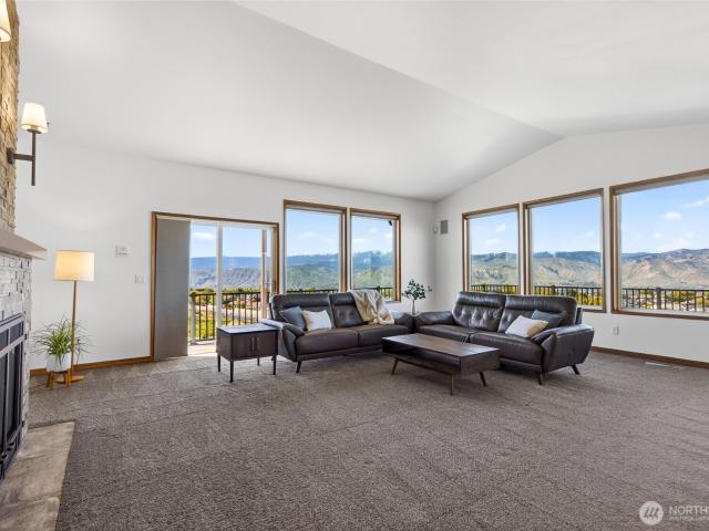 824 Shepherd Lane
