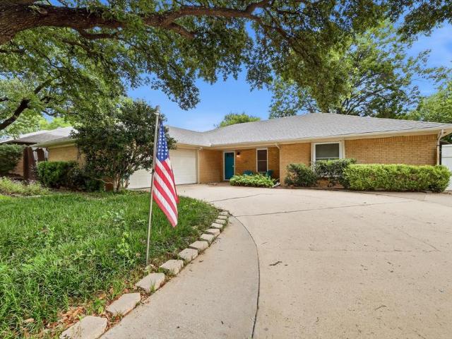 824 Skylark Drive