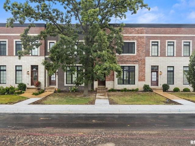 824 W Moss Ave Unit 2, Peoria, IL 61606