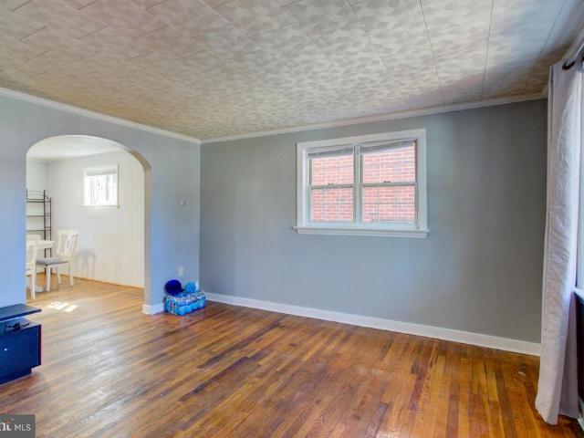 824 Wabank Street